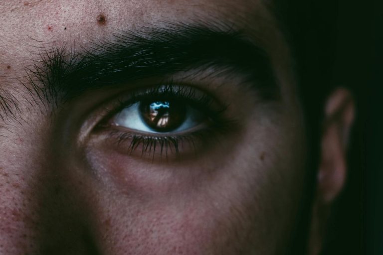 How to Recognise Hypervigilance and Understand Its Impact
